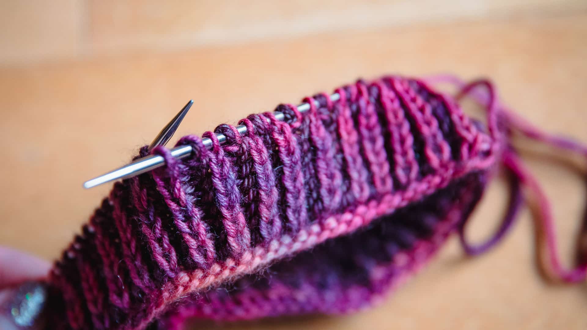 How to Knit Two Colours in Brioche » School of SweetGeorgia