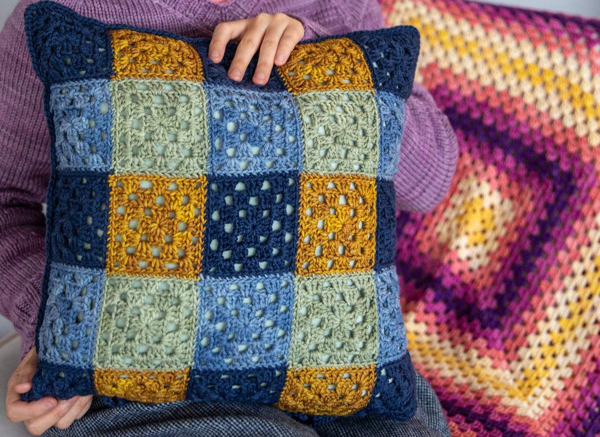 Afternoon Tea Pillowcase » Crochet Patterns » School of SweetGeorgia
