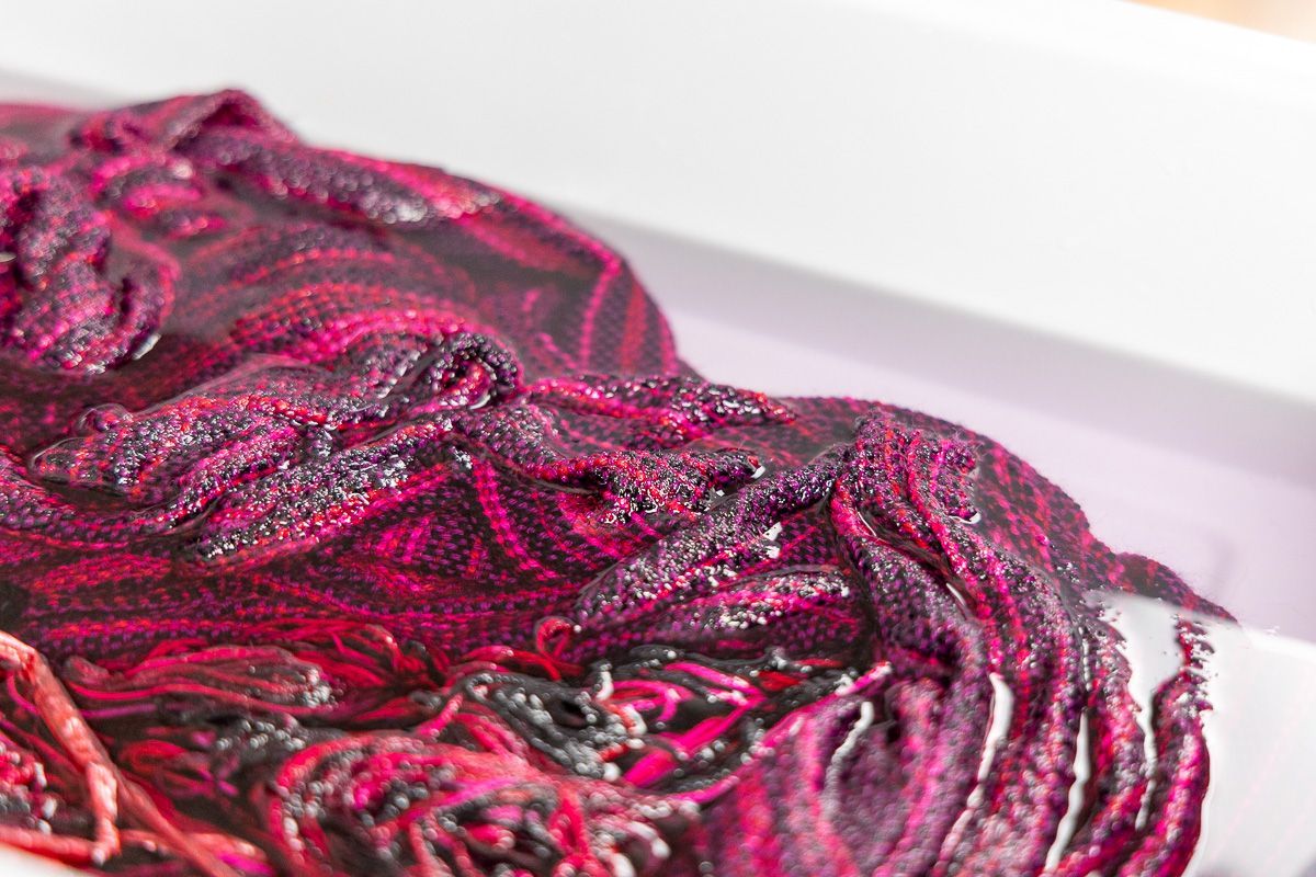 Fix Colour Bleeding in Yarn & Garments » Tutorials » School of SweetGeorgia