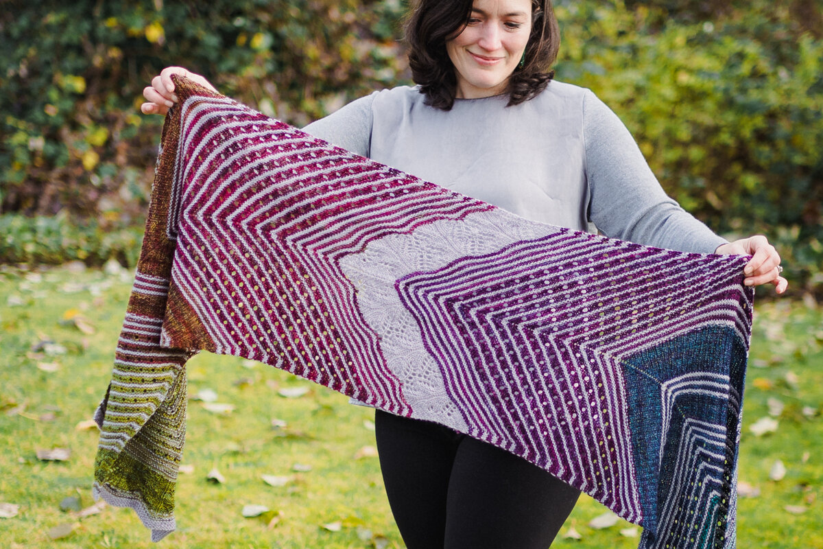 Lights at Night scarf » Knitting Patterns » School of SweetGeorgia